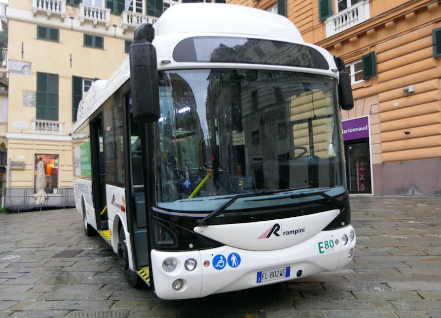 Autobus elettrico Alè in test per Amt Genova. Rampini: «Ora solo elettrici»