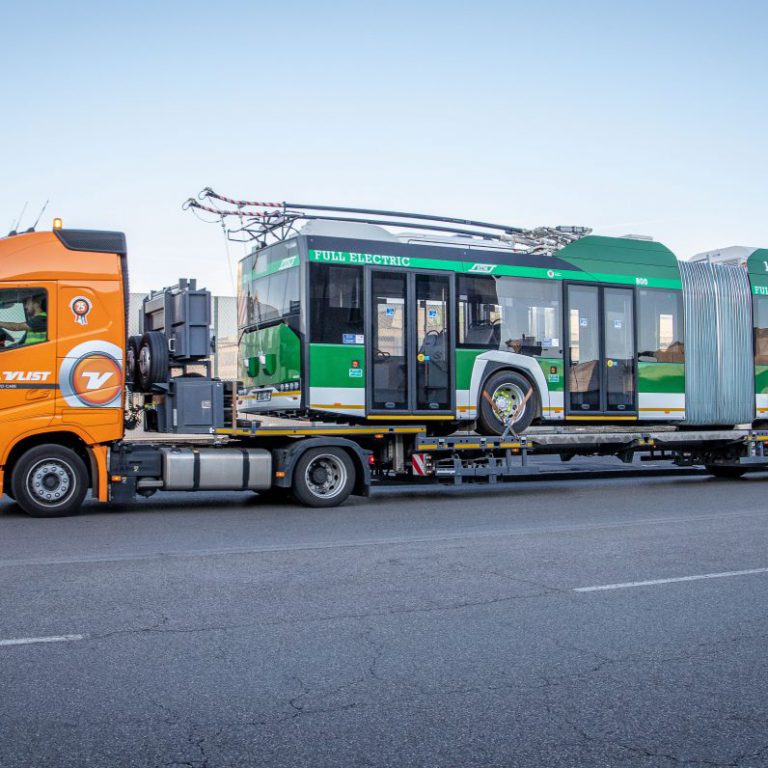 Circolerà sulla 90/91 il primo filobus full electric di Atm | Autobus Web