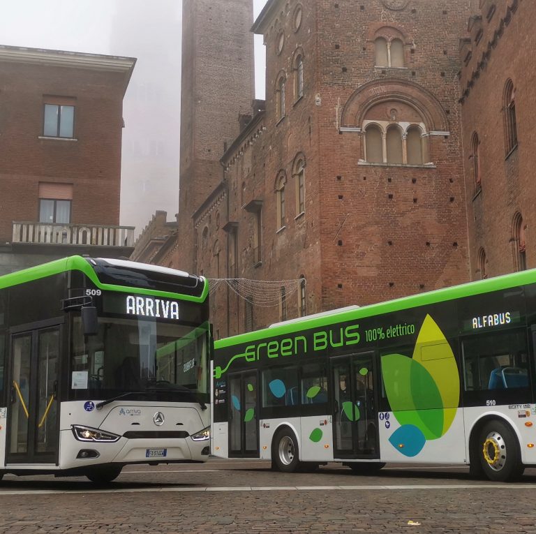 Autobus elettrici per Arriva a Cremona, il battesimo degli Alfabus ...