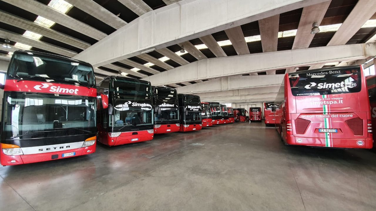 Simet Bus riparte e lo fa attivando 10 nuove linee in tutta Italia
