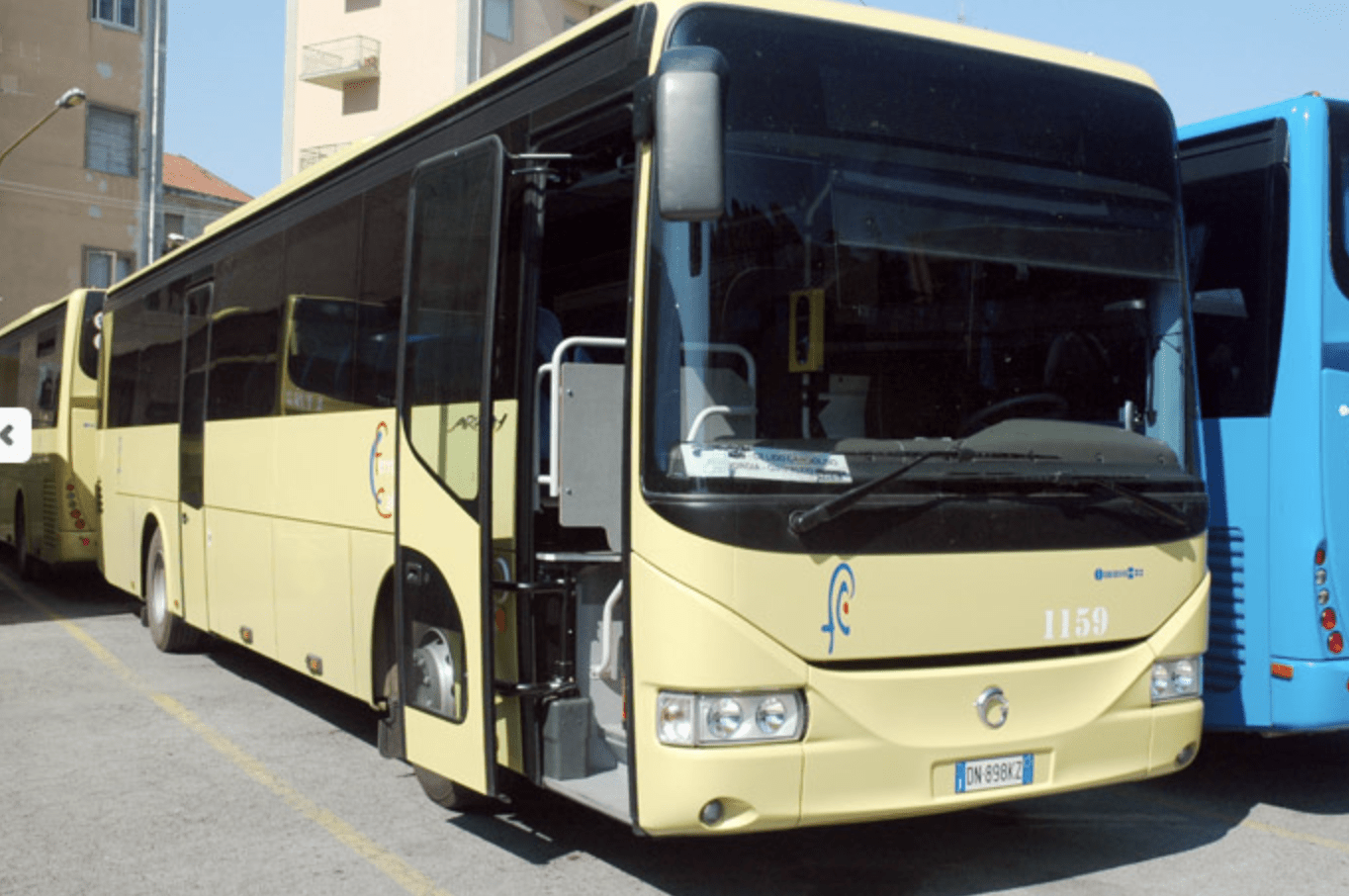 Catanzaro: colto a rubare gasolio da bus delle 'Ferrovie della Calabria'