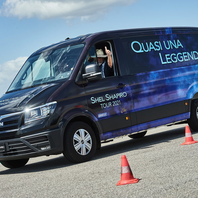 MAN TGE Combi, al servizio del tour musicale di Shel Shapiro