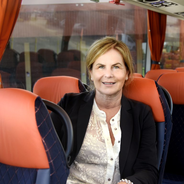 Van Hool, Alessandra Caleffi è la nuova rappresentante commerciale per nord e centro Italia ...