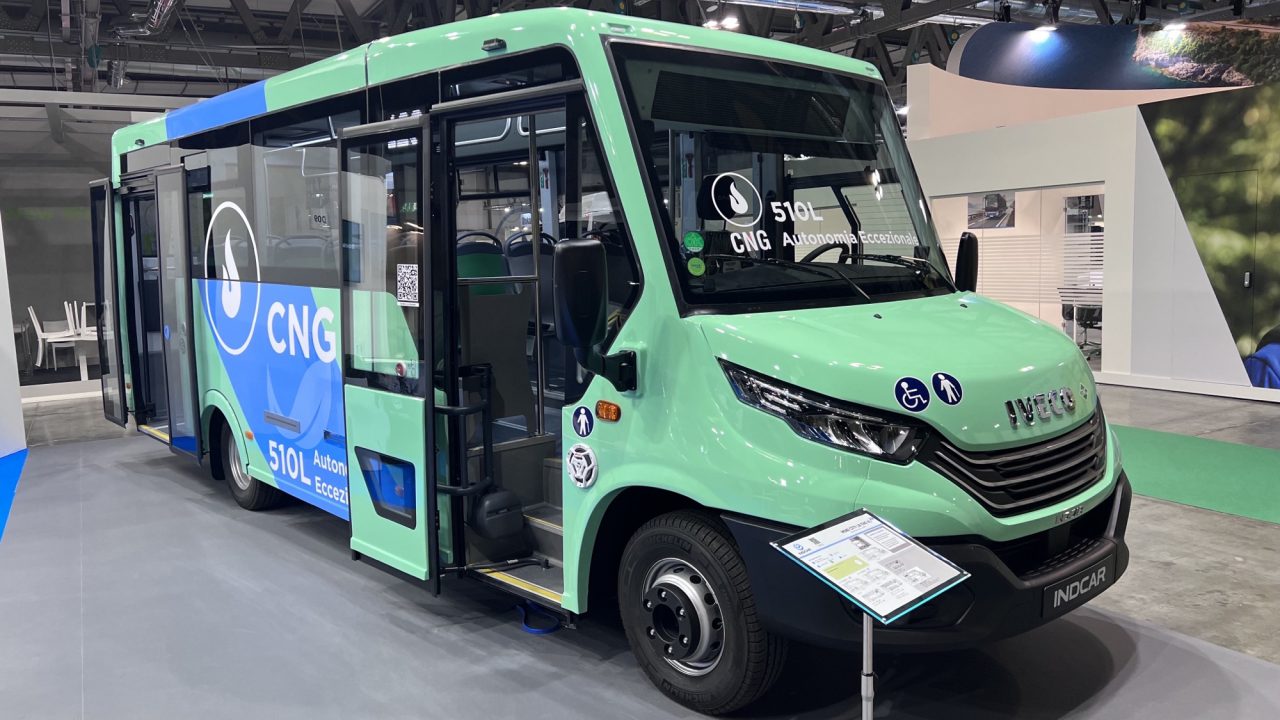 Indcar porta a NME le propulsioni alternative per il mondo minibus