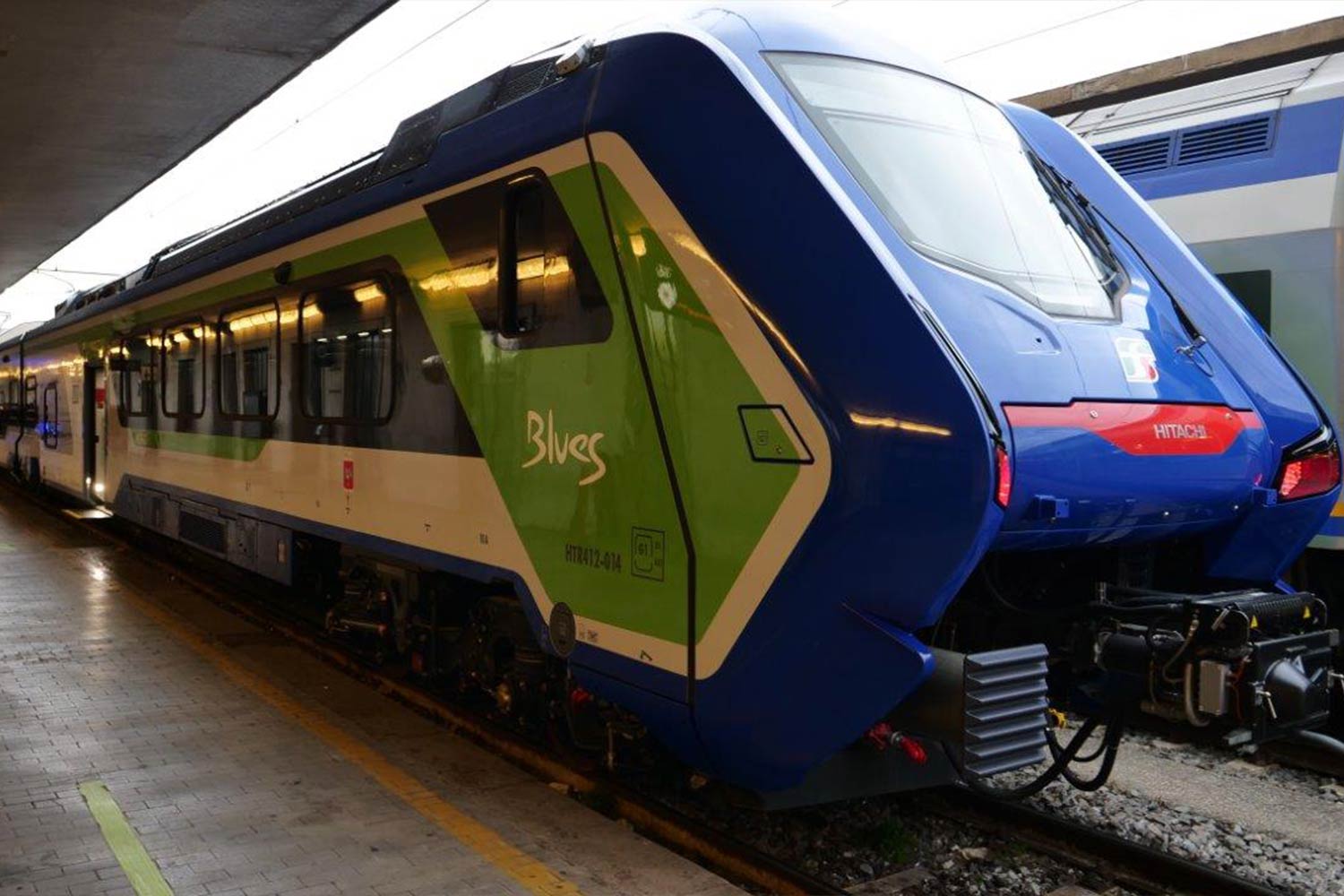 Blues, in Toscana il primo treno a tripla alimentazione (firmato Hitachi)
