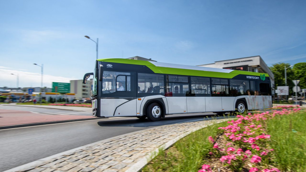 Solaris consegnerà 100 Urbino 12 full hybrid a Cagliari