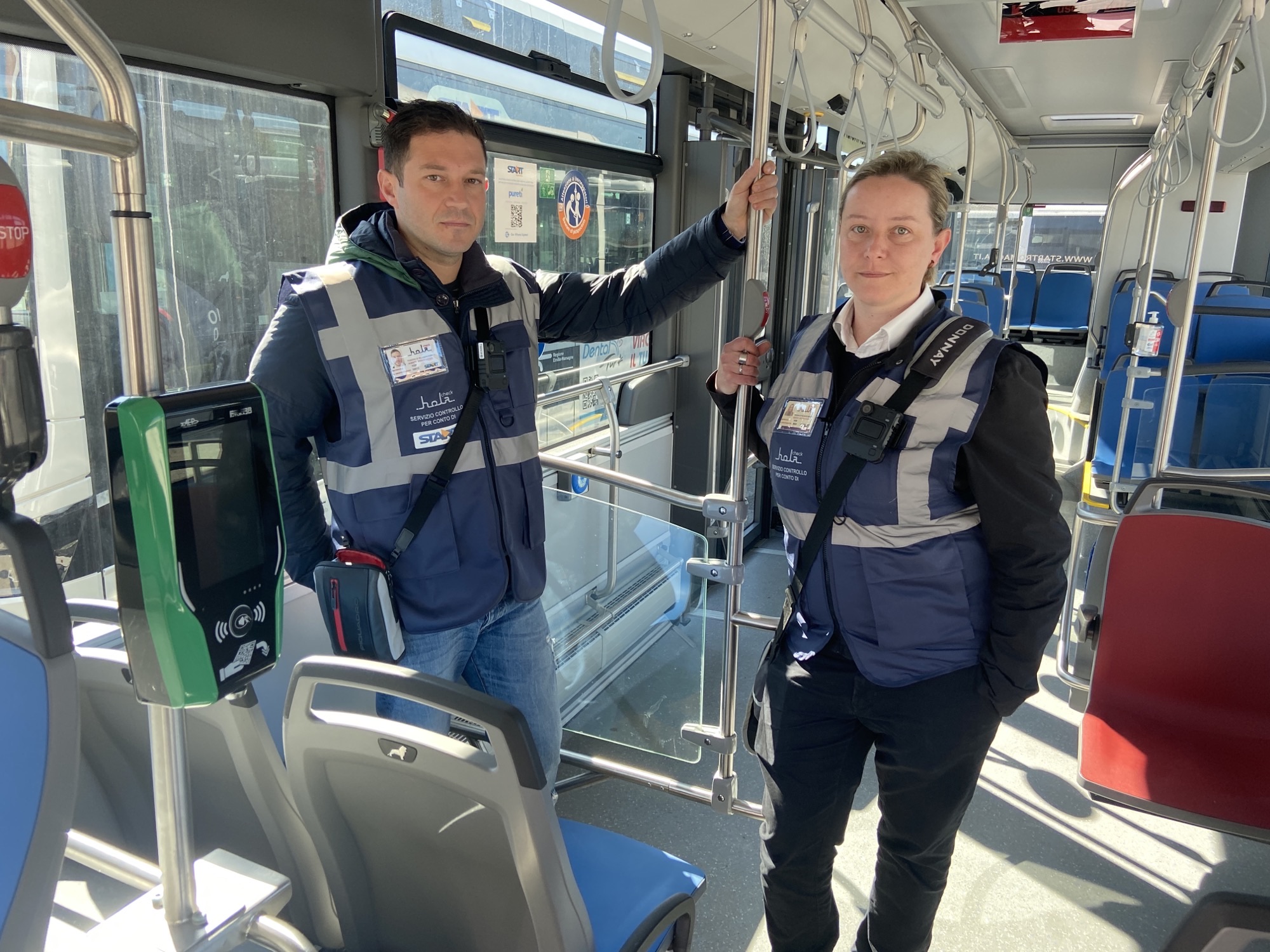 Sicurezza a bordo dei bus di Start Romagna: controllori presto dotati ...
