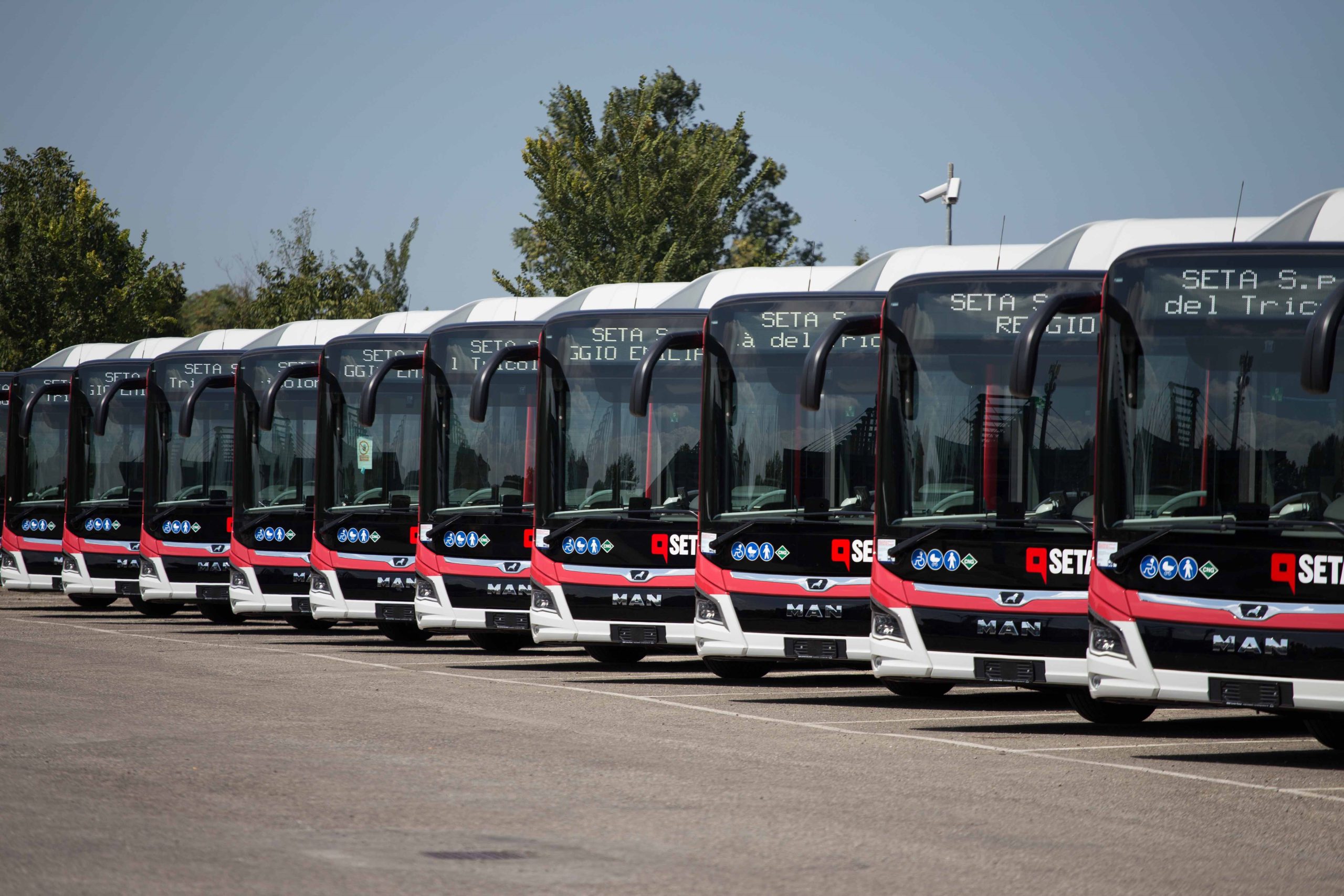 SETA, la gara per la fornitura di 261 autobus a gas e diesel