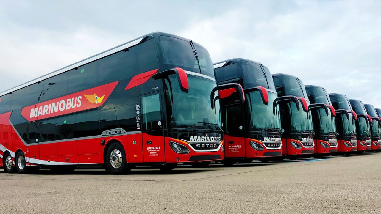 Venti double-decker Setra S 531 DT per MarinoBus