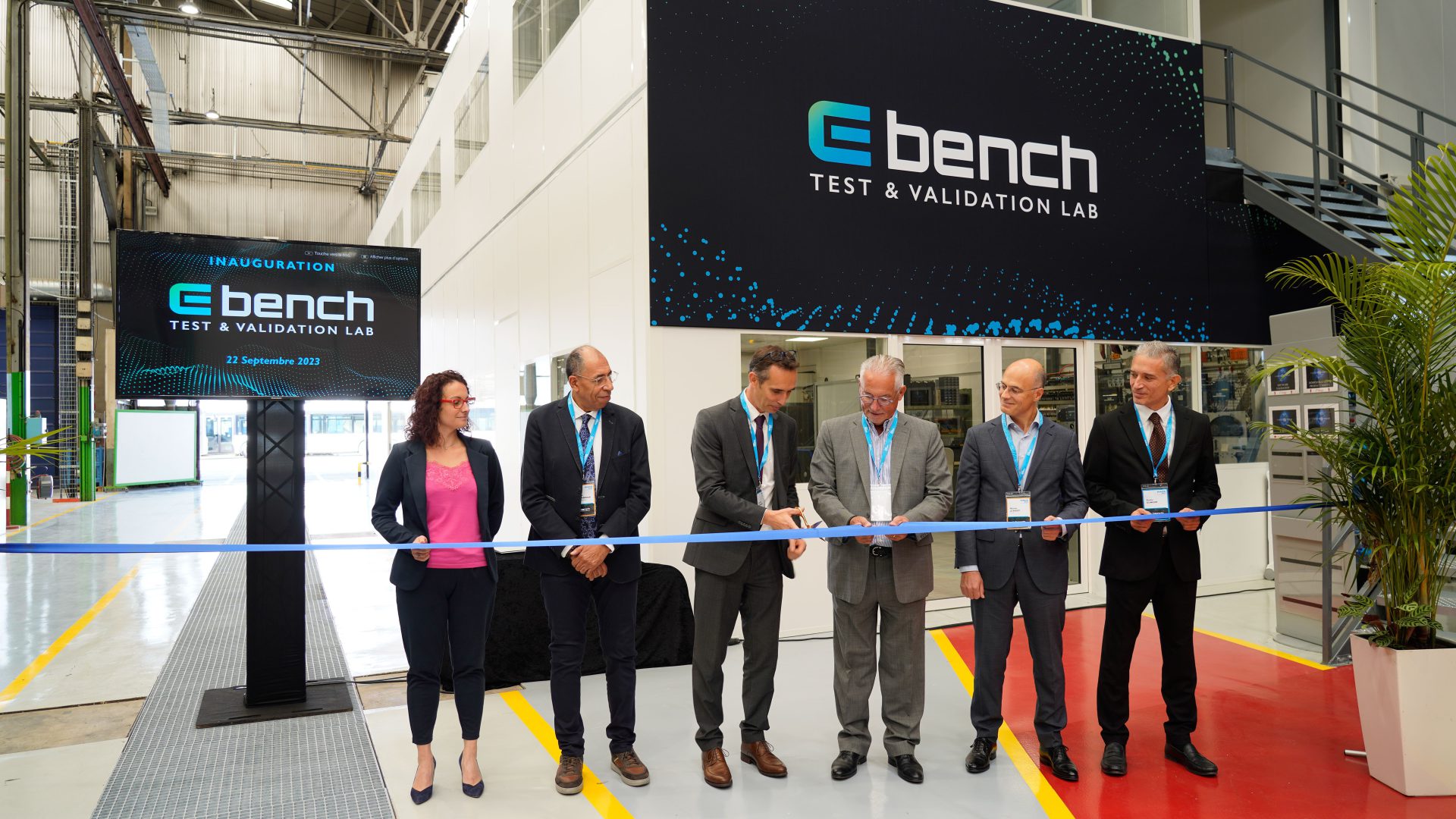 E-BENCH, Iveco Bus inaugura il suo nuovo impianto di collaudo