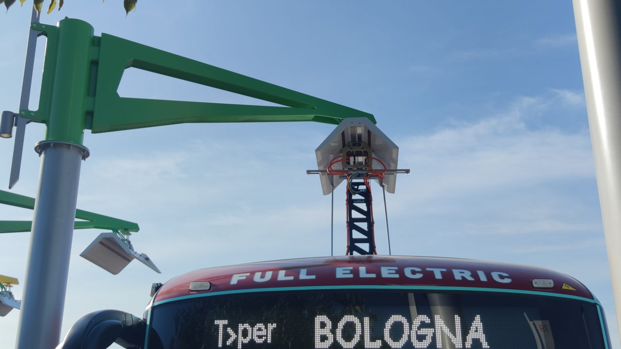 Tper Bologna presenta 24 Karsan e-Ata da 18 metri