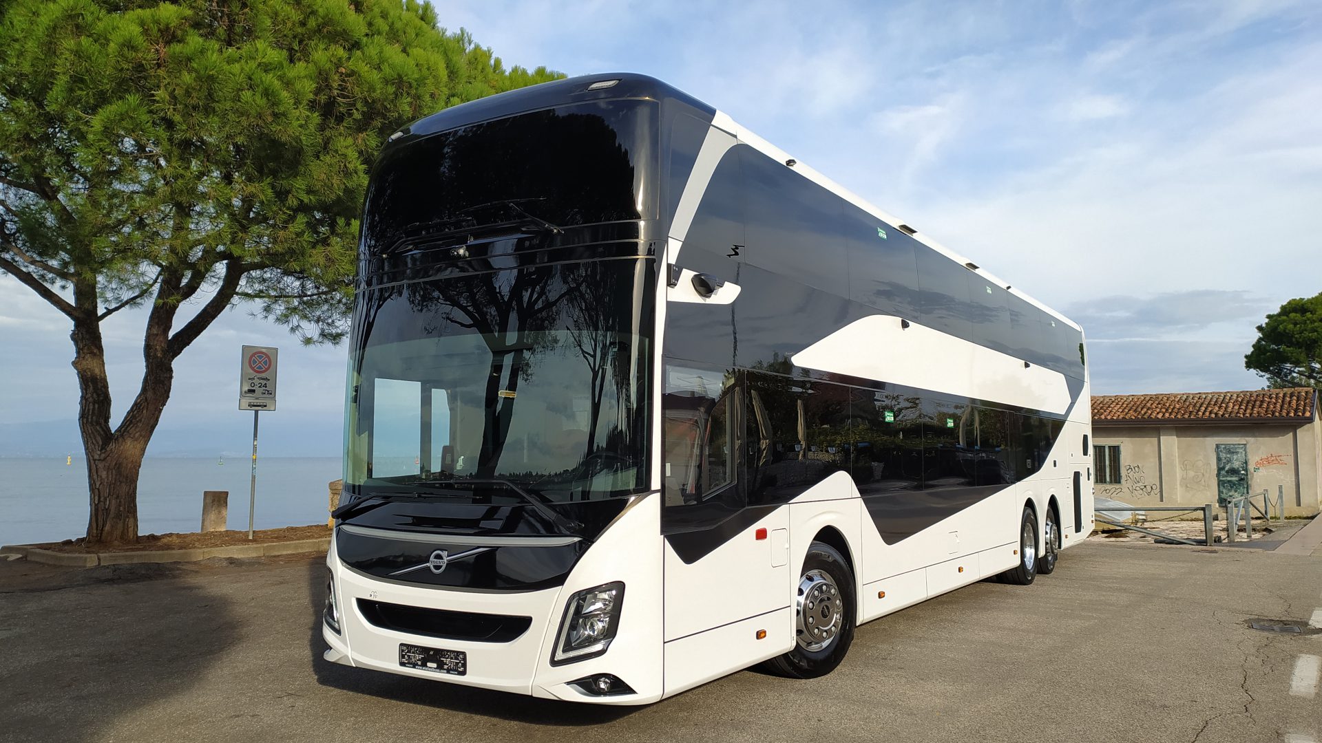 IMPRESSIONI DI GUIDA / Volvo 9700 DD: perché è meglio il piano più alto