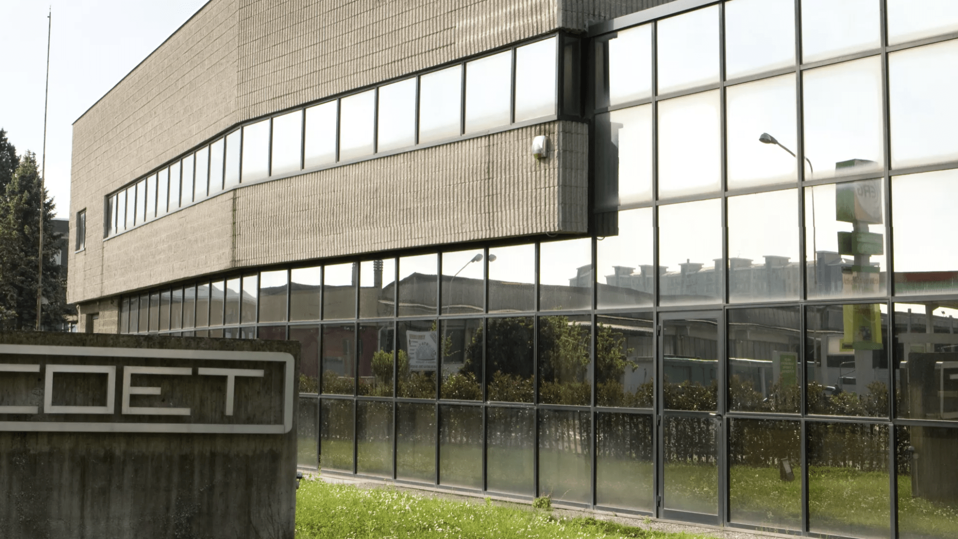 Hitachi Energy ha acquisito Coet, produttore di apparecchiature elettriche