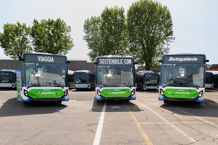 Iveco Bus consegna ad Autoguidovie i primi 29 E-Way dei 120 totali