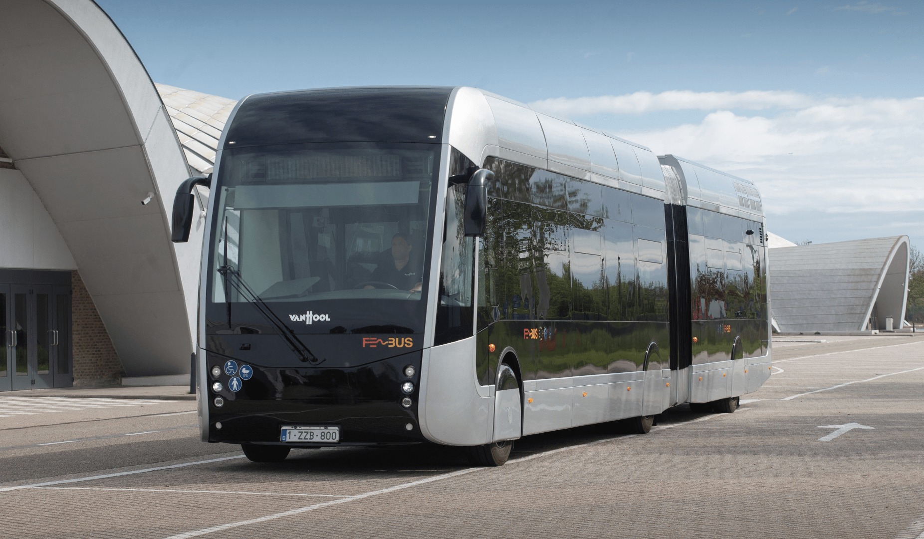Van Hool, Vdl-Schmirz sarebbe l'unico potenziale acquirente