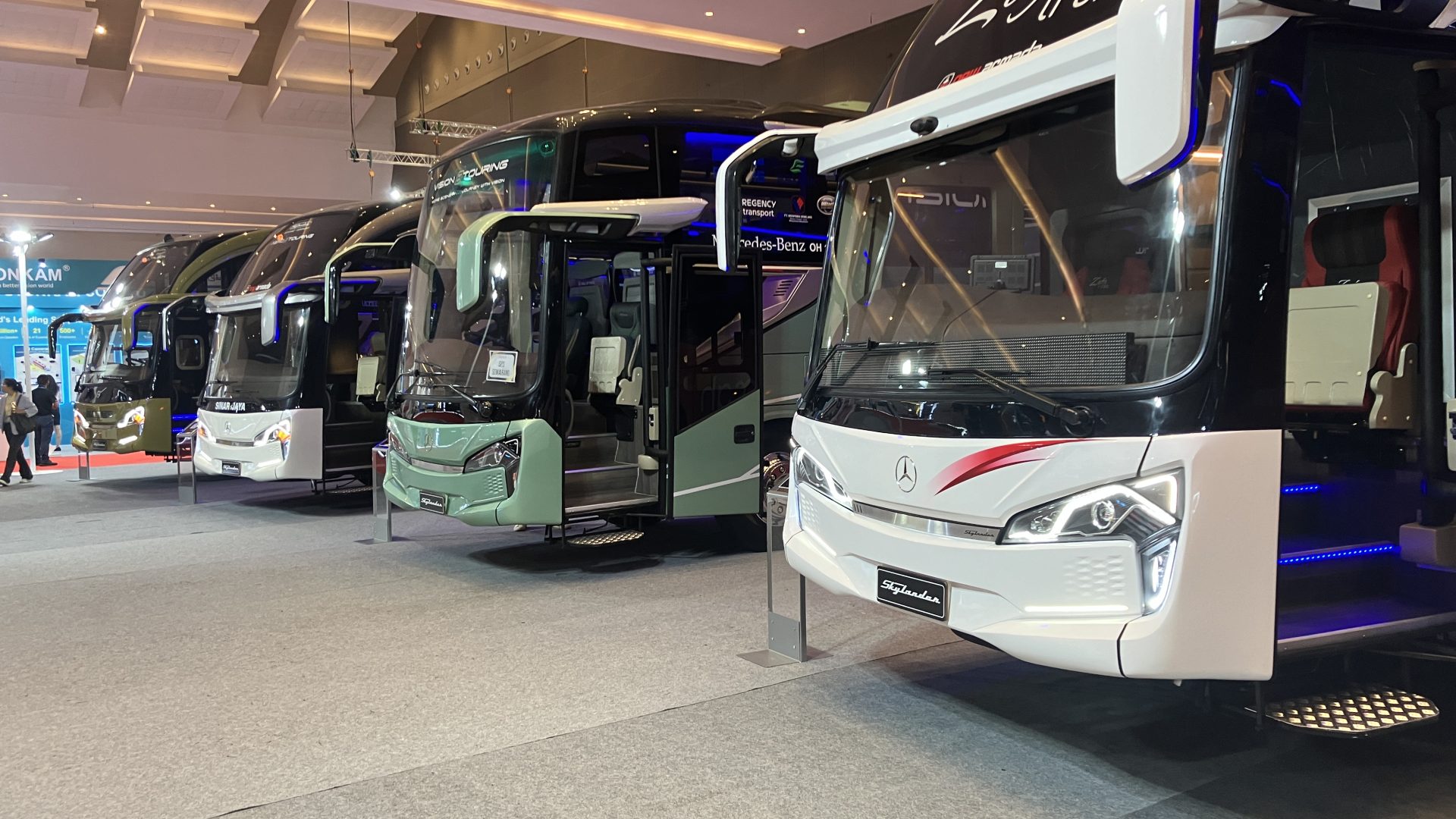 Carrozzieri e coach di lusso protagonisti al Busworld South East Asia
