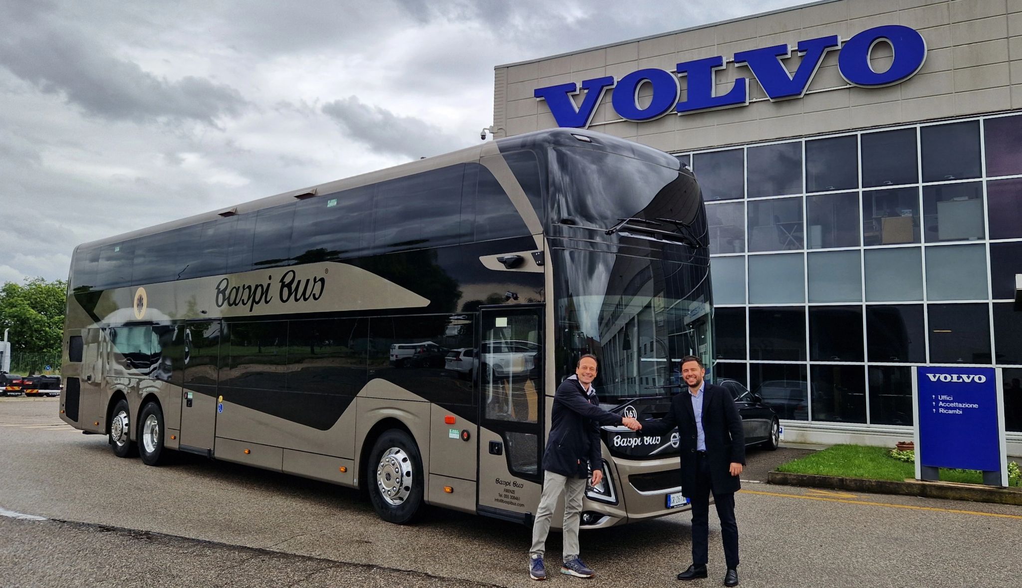 Volvo Buses consegna il suo primo double-decker in Italia