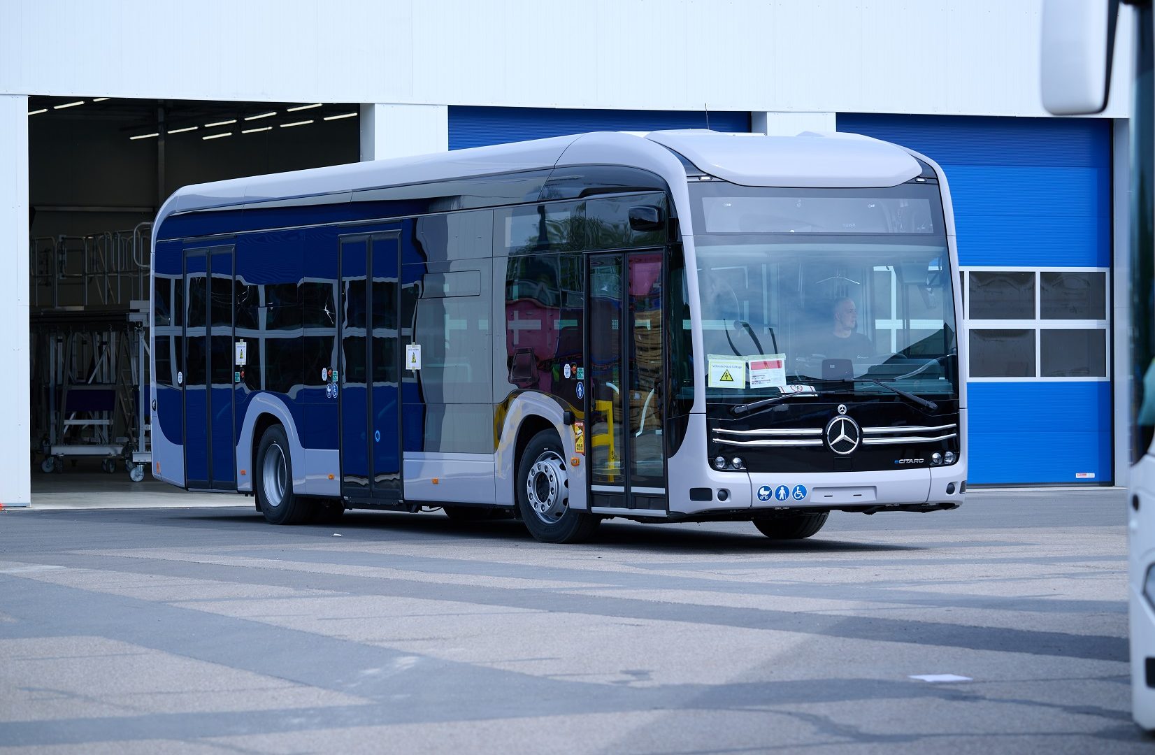 Ecco il primo Mercedes eCitaro "made in France"