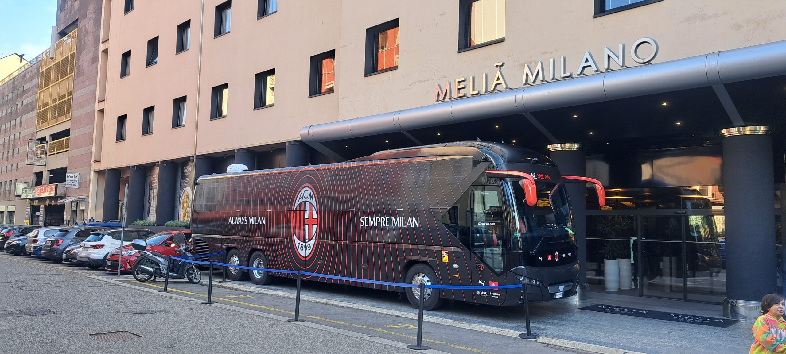 Gli autobus delle squadre di calcio, fra lusso, tecnologia e ...