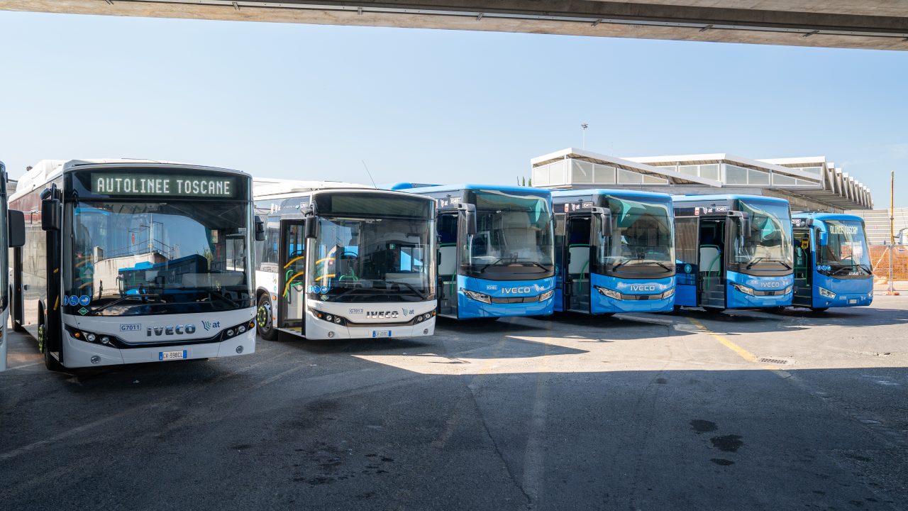 Autolinee Toscane, 21 nuovi autobus (tutti Iveco) in 7 giorni