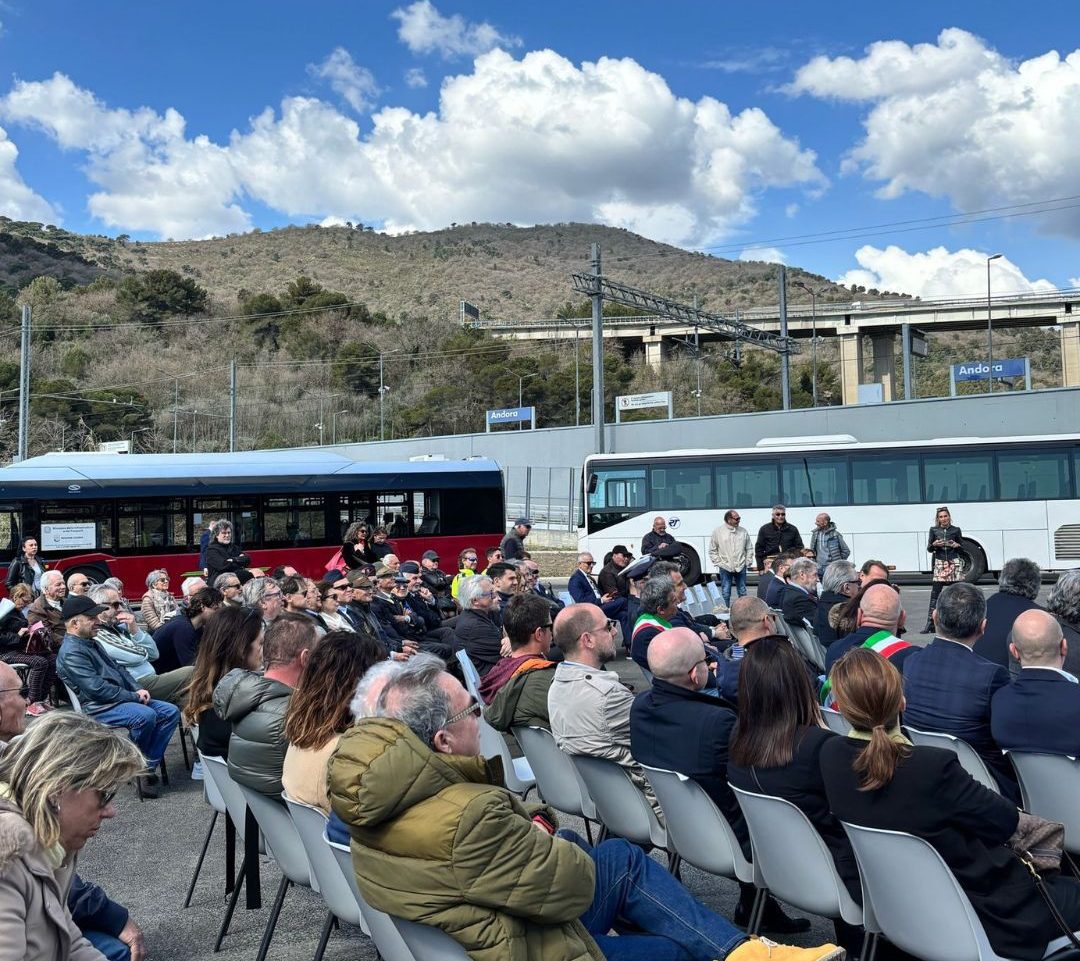 TPL Linea, inaugurato hub di interscambio ad Andora