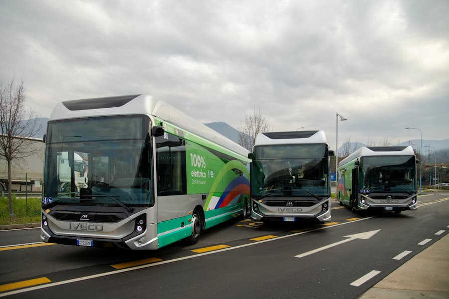Tre E-Way di Iveco Bus per Gruppo Brescia Mobilità