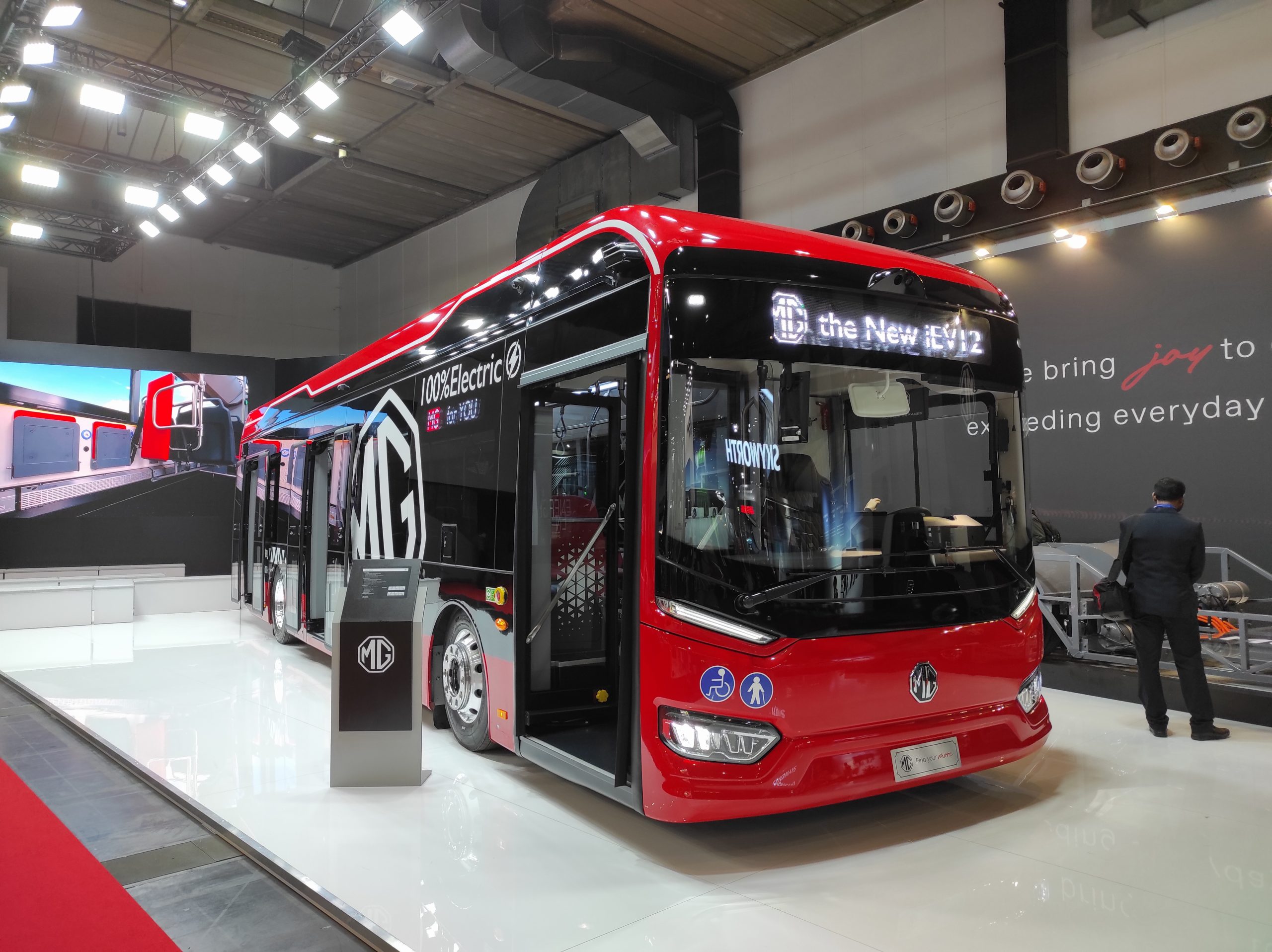 MG ha fatto il proprio debutto sul mercato dell'autobus al Busworld